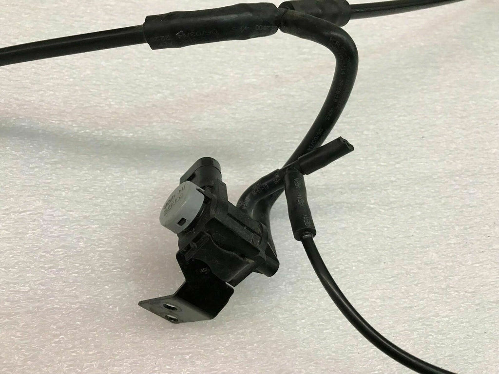 LAMBORGHINI HURACAN LP610 VACUUM TANK ASSEMBLY WITH HOSE & BRACKET OEM ...