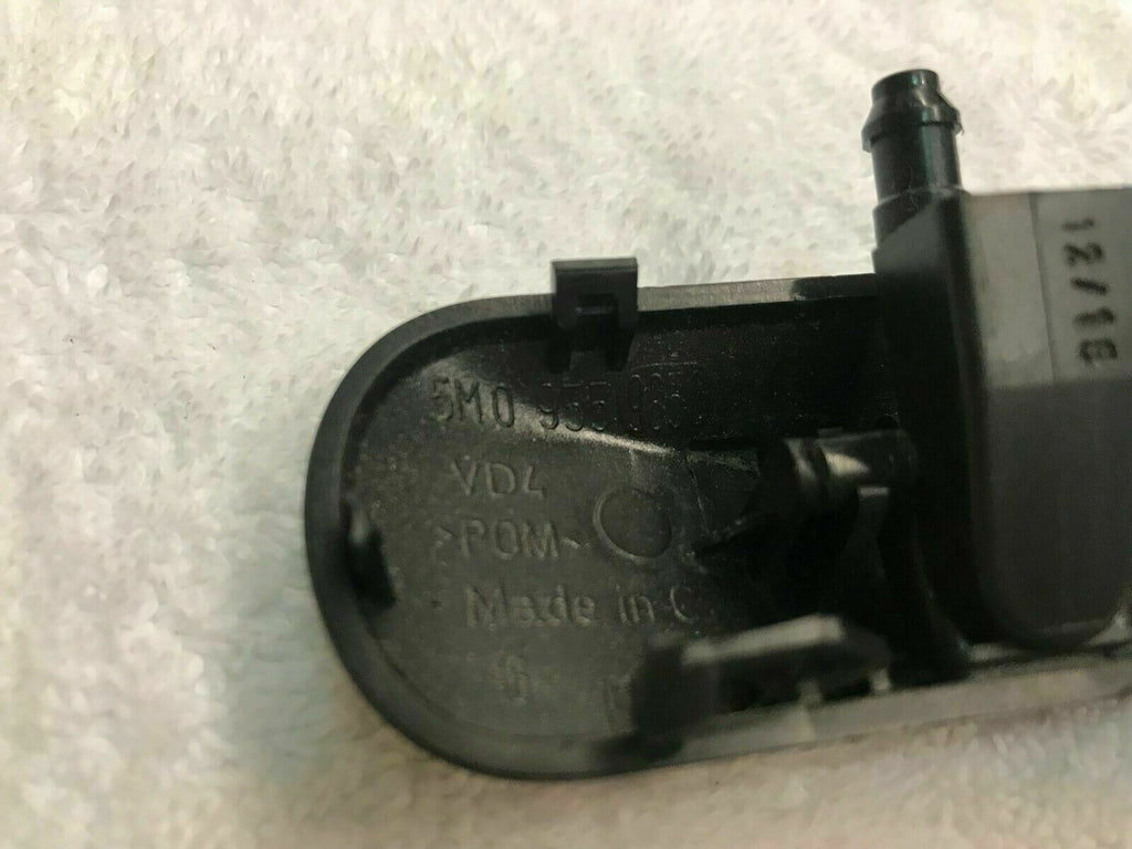 LAMBORGHINI HURACAN 610 WINDSHIELD WASHER JET NOZZLE OEM 5M0955985C ...